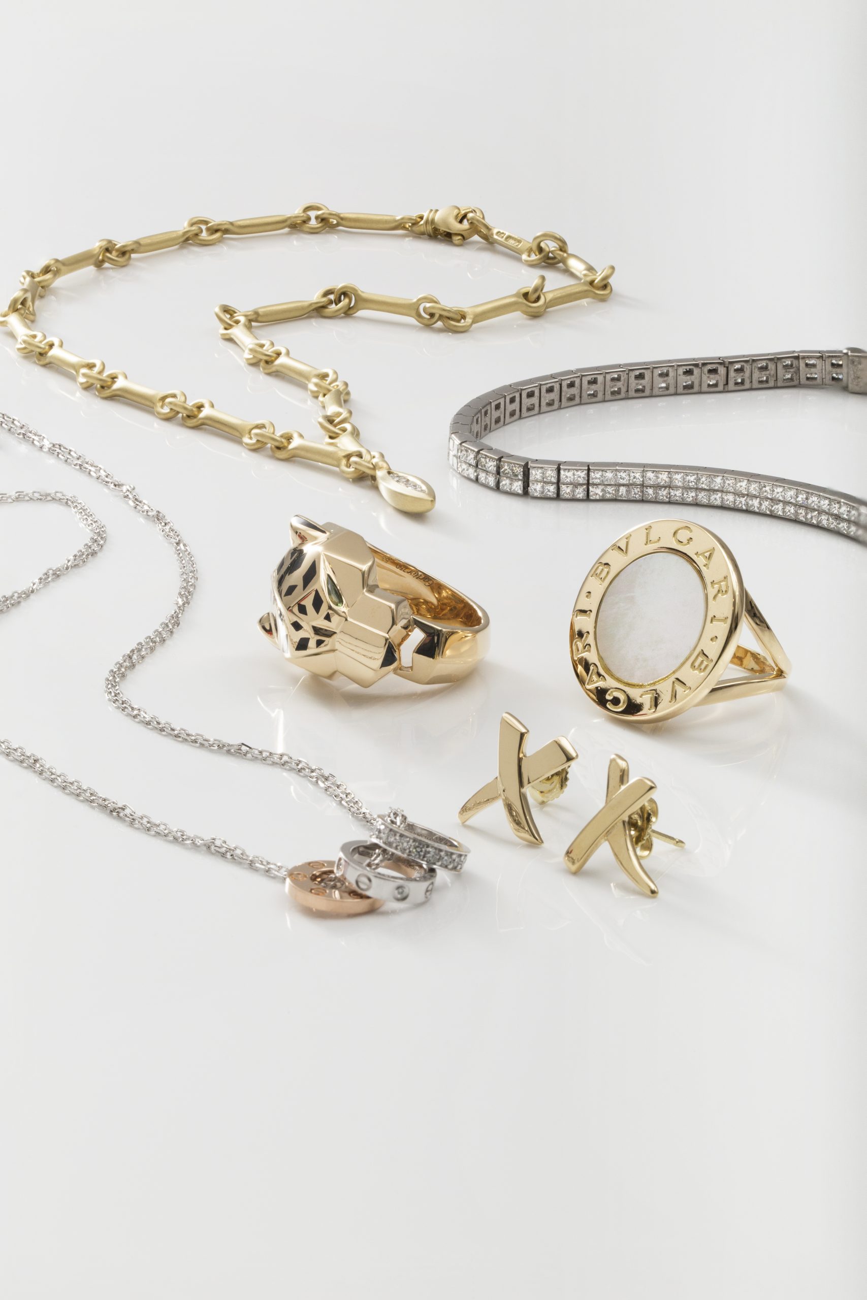 The Best Place to Get a Jewelry Loan - Diamond Banc